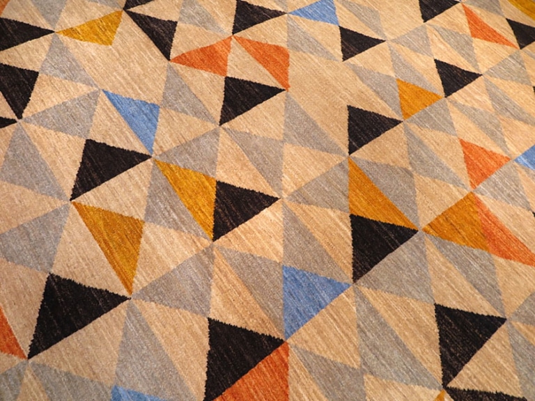Triangles Rug - Oriental Rugs - Nomad Rugs